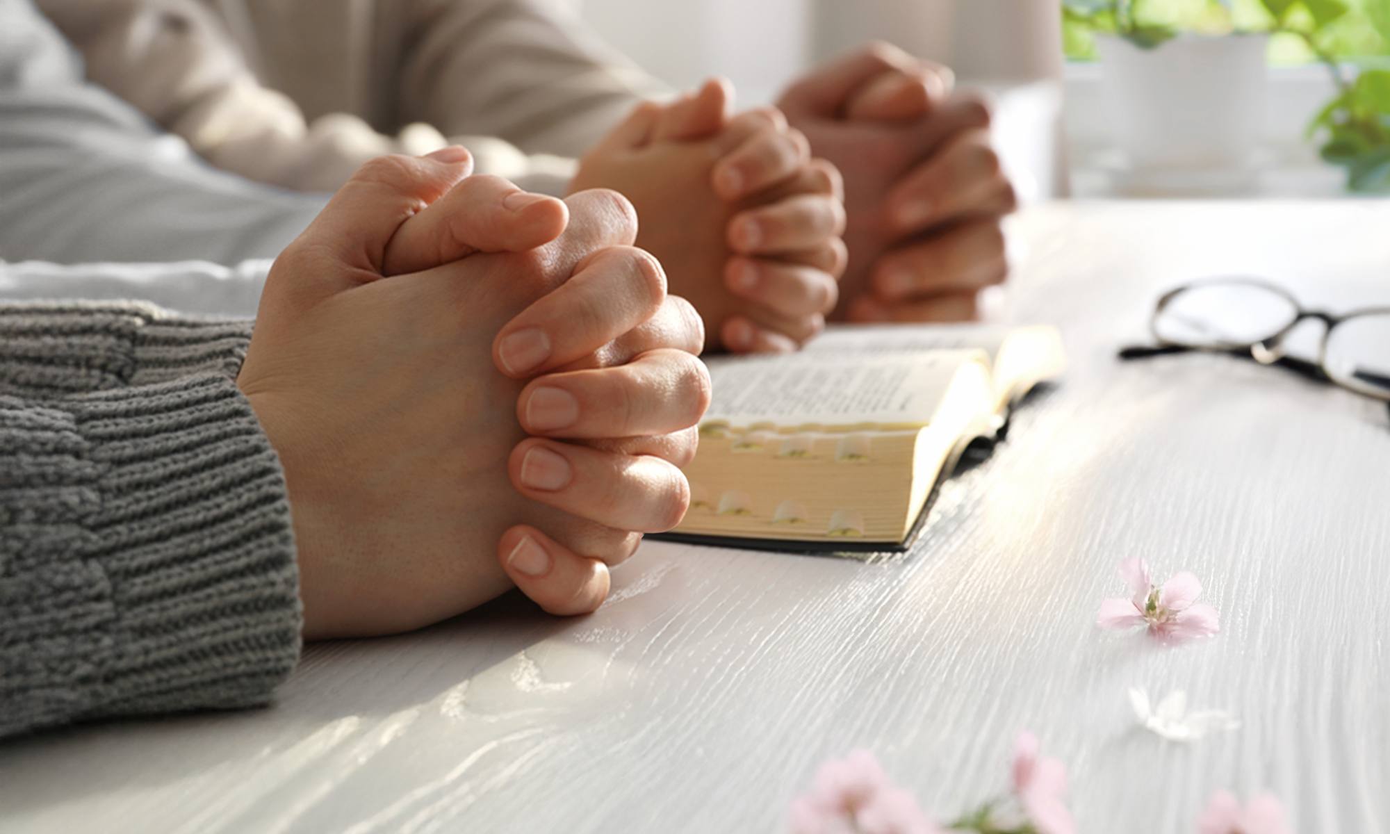 Pray for Your Family! - Happy Home